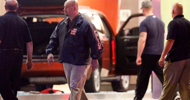 Police, FBI probe SUV crash into D.C. building - CBS News