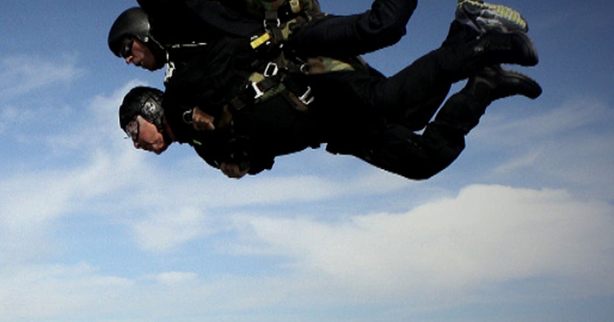 Tragedy spotlights loose skydiving regulation - CBS News