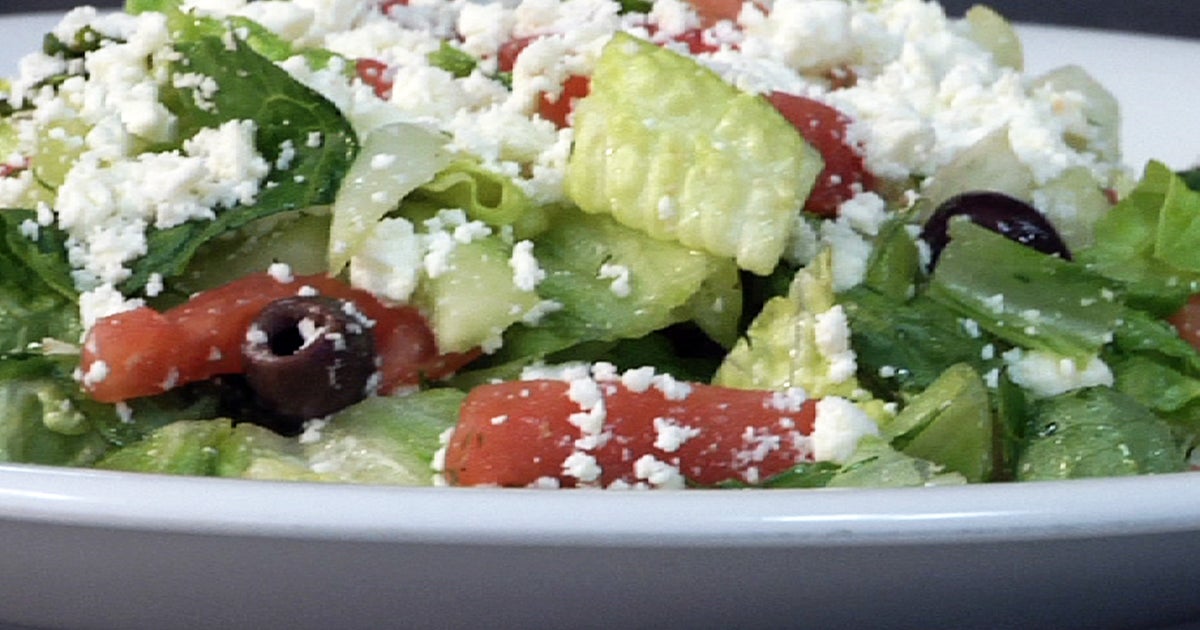 How to make restaurant-quality salads at home - CBS News