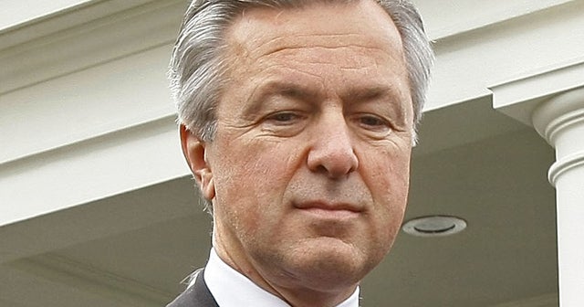 John Stumpf exits Wells Fargo after account scandal - CBS News