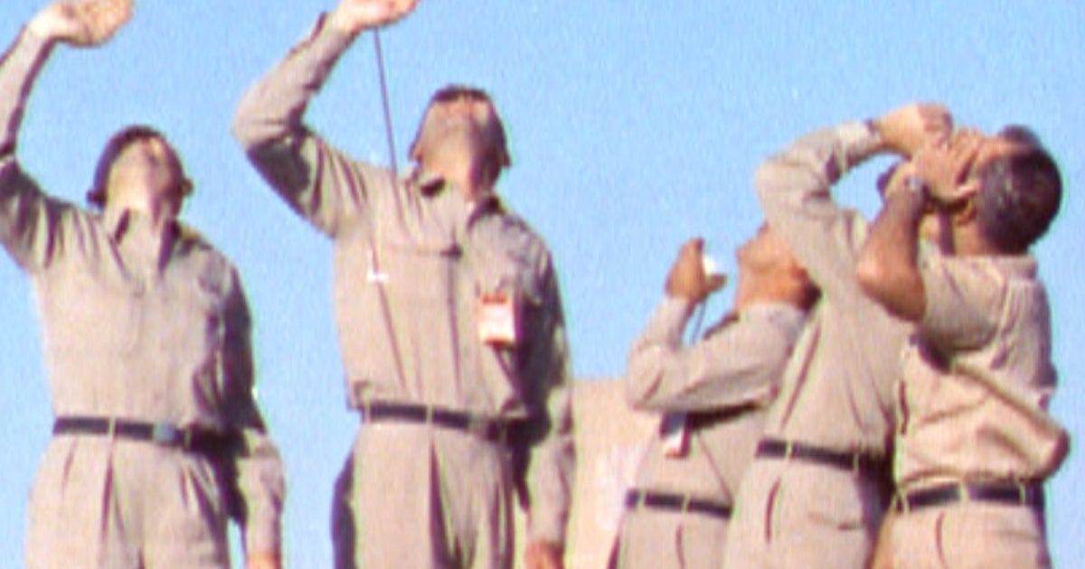 How not to watch an overhead nuclear test - CBS News