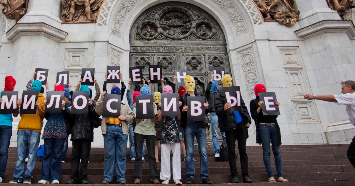 Supporters of jailed female Russian punk band plan 2 dozen protests ...