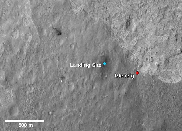 Mars rover Curiosity's first trip still weeks away - CBS News