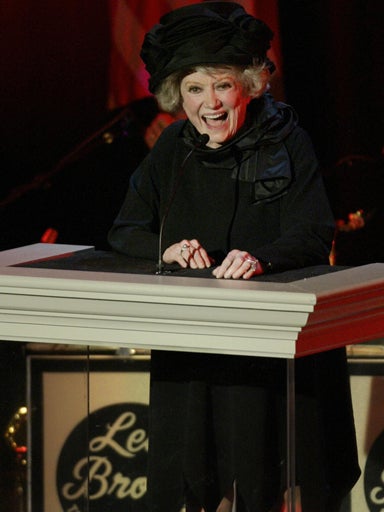 Phyllis Diller: 1917-2012