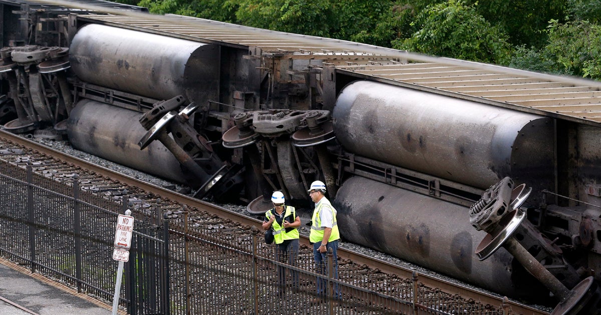Two college girls killed in coal train derailing - CBS News