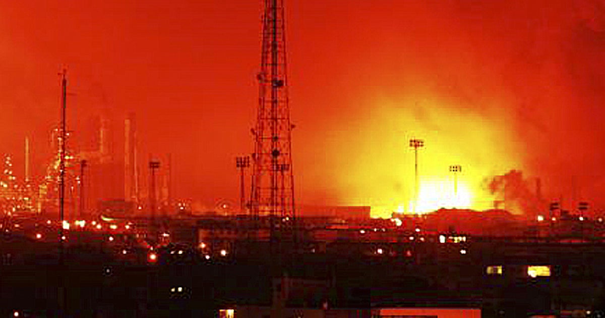 Refinery blast kills 39 in Venezuela, dozens hurt - CBS News