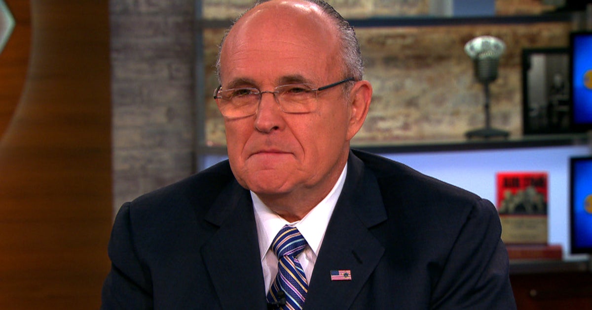 Giuliani: Obama "leading from behind" on foreign policy - CBS News