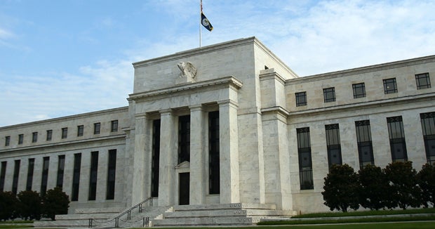Fed: Most U.S. regions showing moderate growth - CBS News
