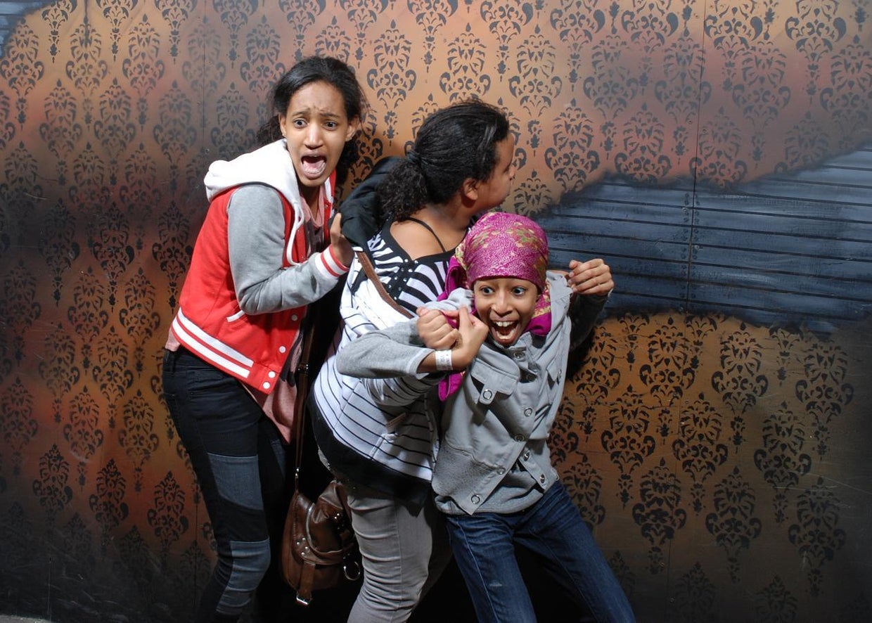 Terrified reactions at haunted house, Pt. 4