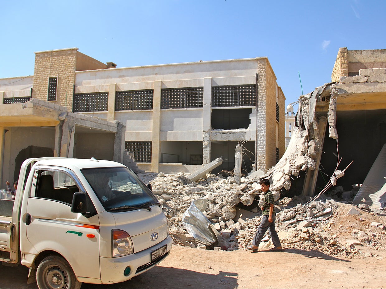 "Bunker schools" for Syrian kids