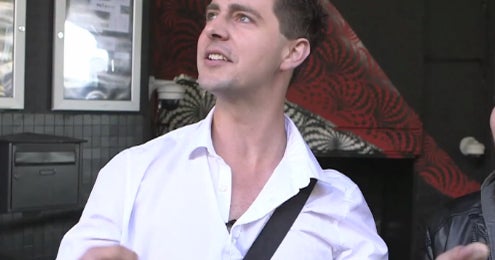 Meet the impressive "Human Wikipedia" Steve Ellison - CBS News