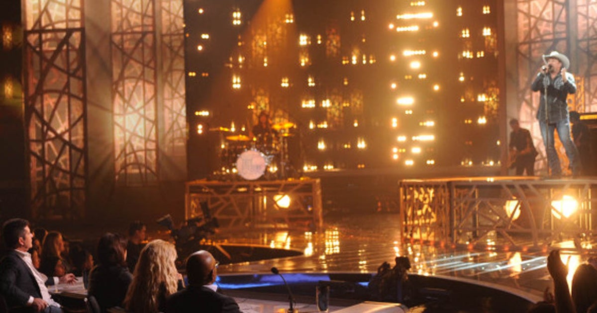 "The X Factor": Top 6 go unplugged - CBS News