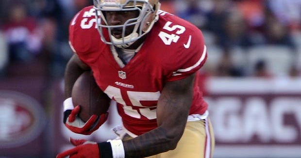 Brandon Jacobs says he's "rotting away" in limited role on 49ers - CBS News