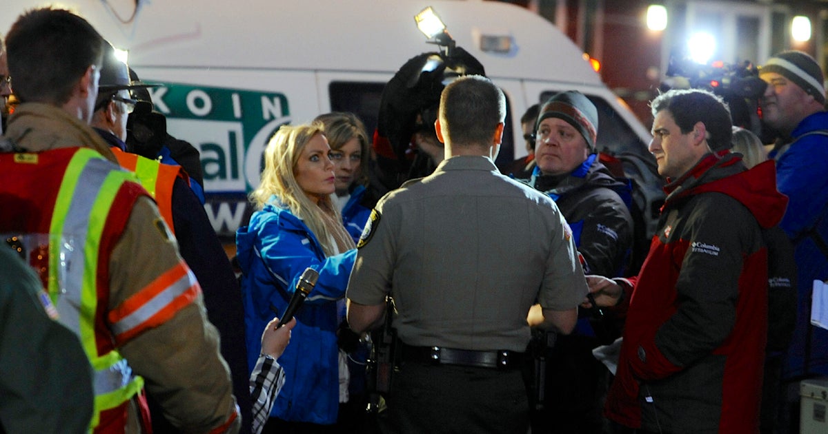 Police: Ore. mall shooter didn't know his victims - CBS News