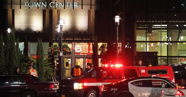 Oregon Mall Shooting Update: Gunman 'tentatively' identified, police ...