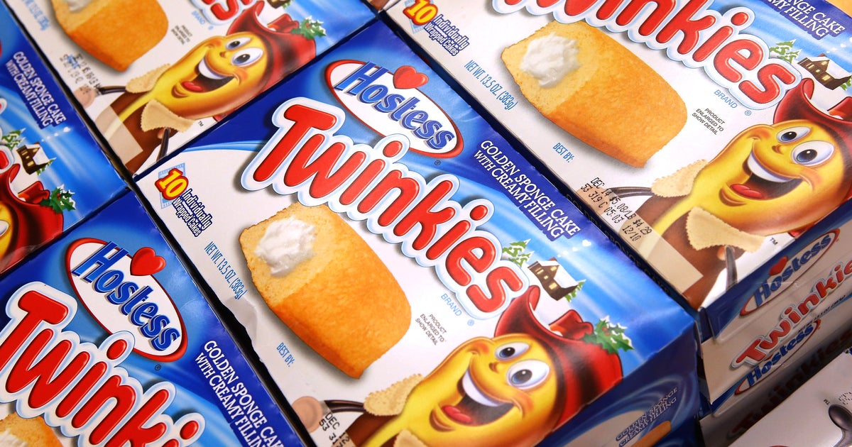 Twinkies make early return at Wal-Mart stores - CBS News