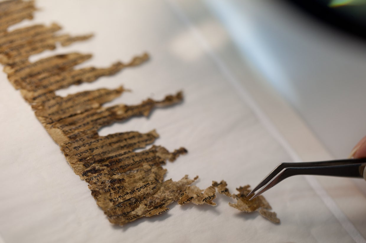 Dead Sea scrolls go online