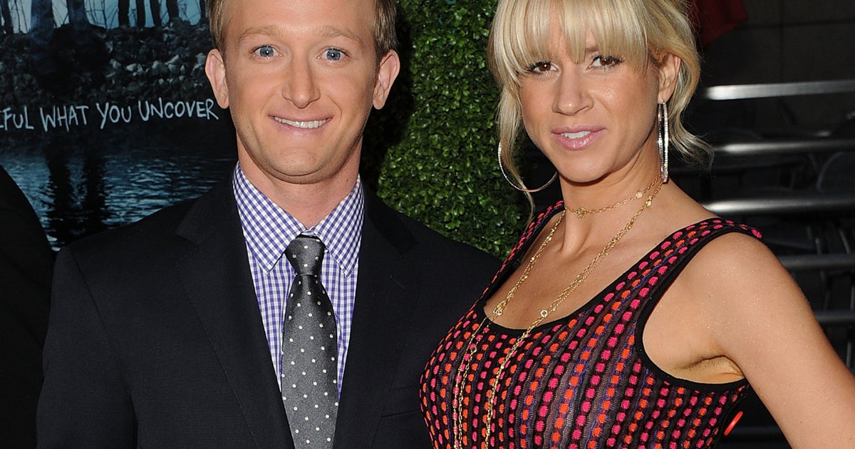 "The Killing" actor Eric Ladin welcomes a son - CBS News