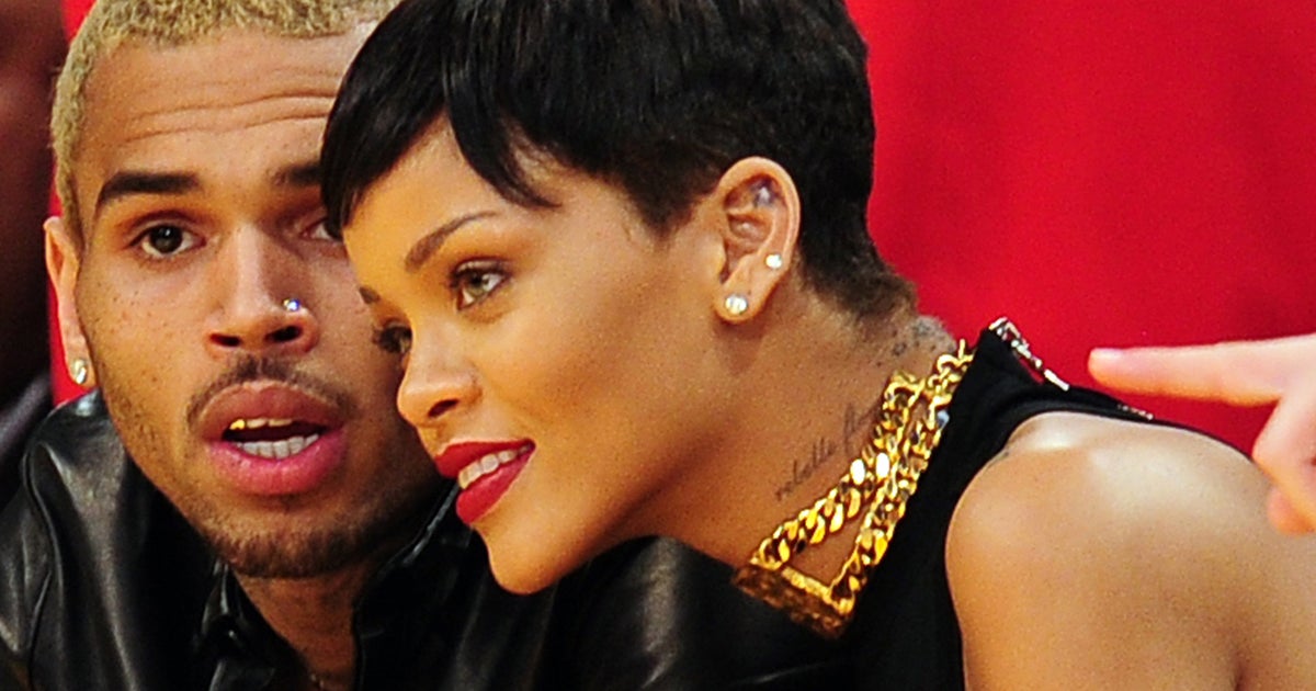 Chris Brown and Rihanna attend Christmas Day Lakers game - CBS News