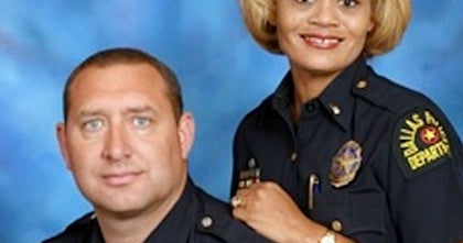Controversial Dallas cop claims she was robbed at husband's gravesite ...