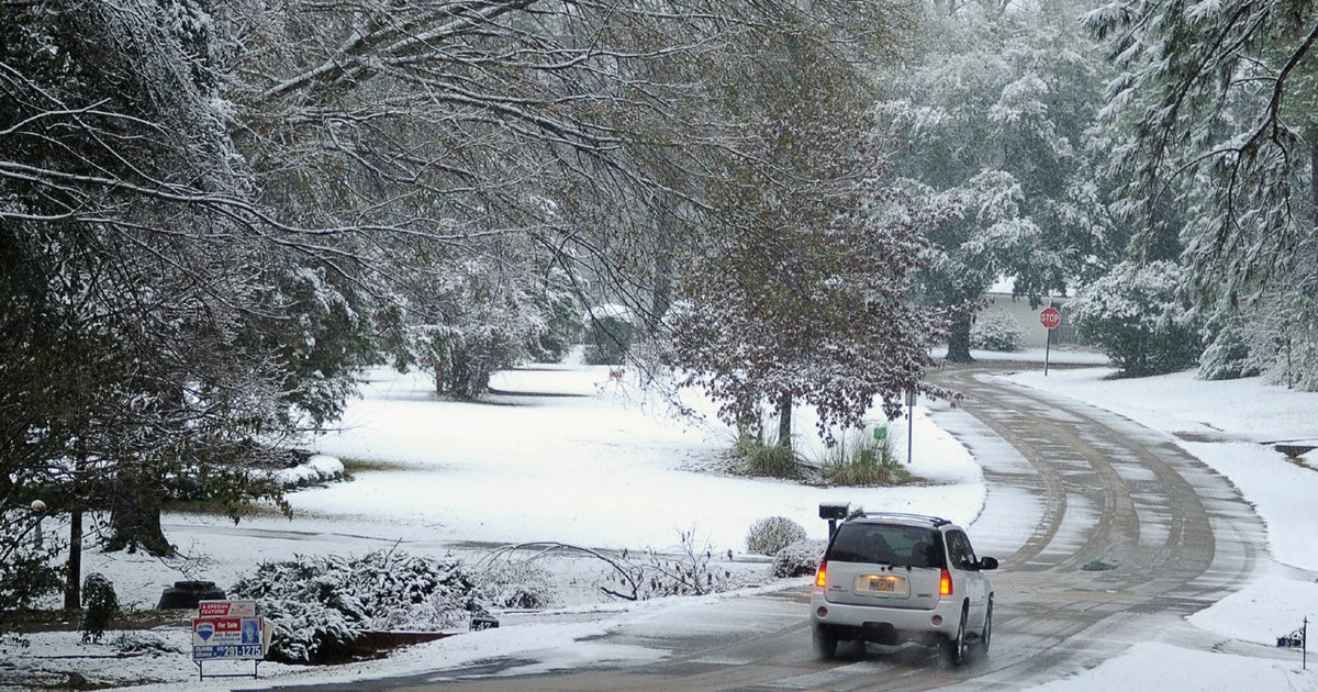 Parts of Southeast dig out from snowstorm - CBS News