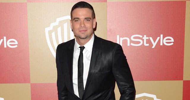 Ex-"Glee" star Mark Salling to surrender in child porn case - CBS News