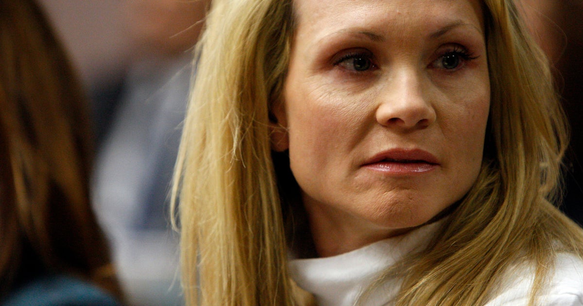 "Melrose Place" actress Amy Locane-Bovenizer gets 3 years for deadly N ...