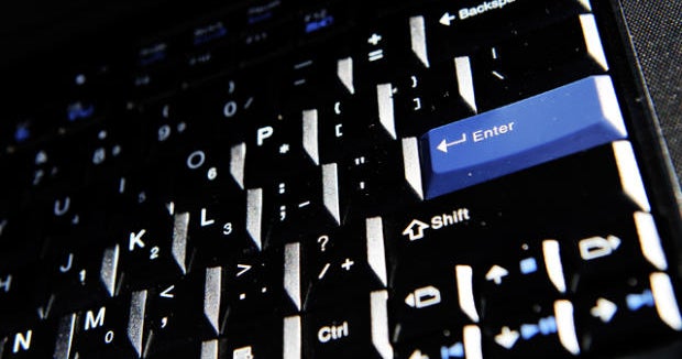 Copyright Alert System launches, ISPs to send notice of illegal ...