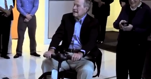 George H.W. Bush surprised by flash mob at Texas A&M - CBS News