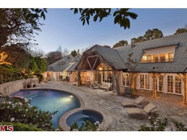 Mega-mansions on sale for mega-cheap