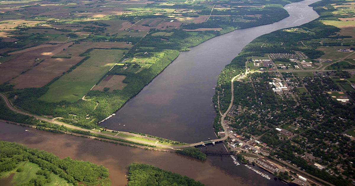 EPA: More than half nation's rivers, streams in poor shape - CBS News
