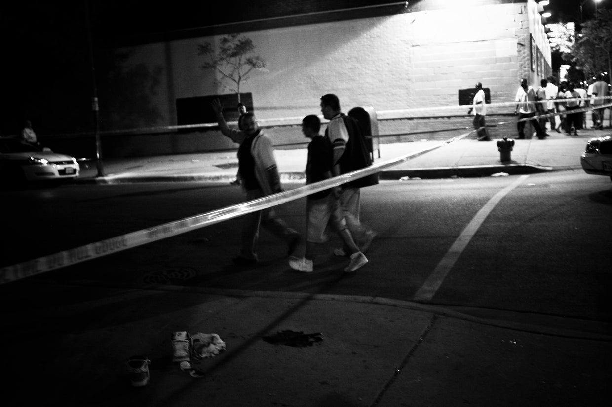 Photographing Chicago's gang violence