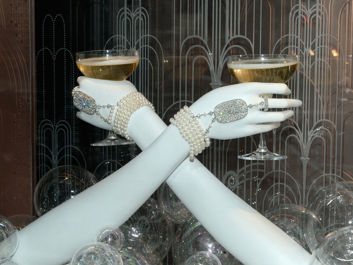 Tiffany's unveils "The Great Gatsby" windows