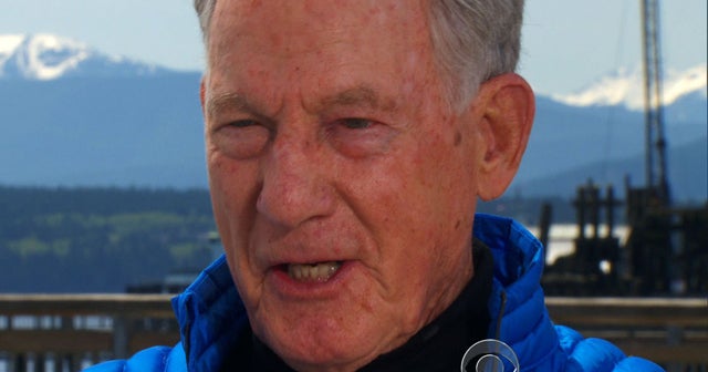 First American to top Everest still living on the edge at 84 - CBS News