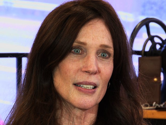 Minn. companies are "building" new workers from scratch - CBS News