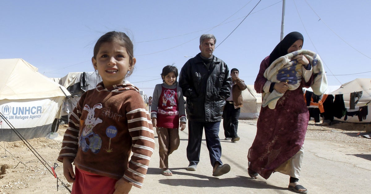 Lebanon reportedly stopping Syria refugees at border - CBS News