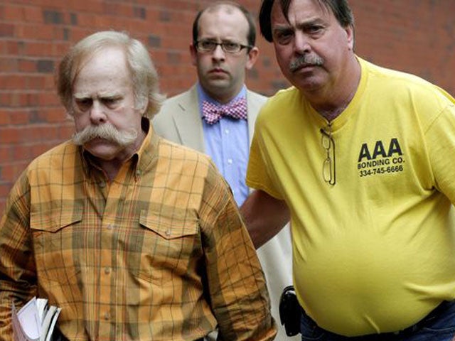 Harvey Updyke, Auburn oak tree-poisoner, released from jail - CBS News