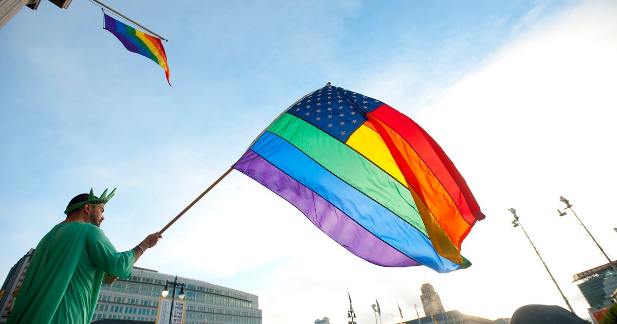 Civil Rights Act covers LGBT workplace discrimination, federal appeals court rules - CBS News
