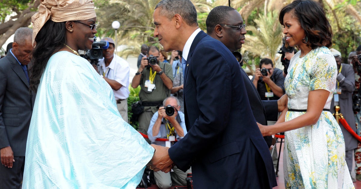 Obama arrives in Africa
