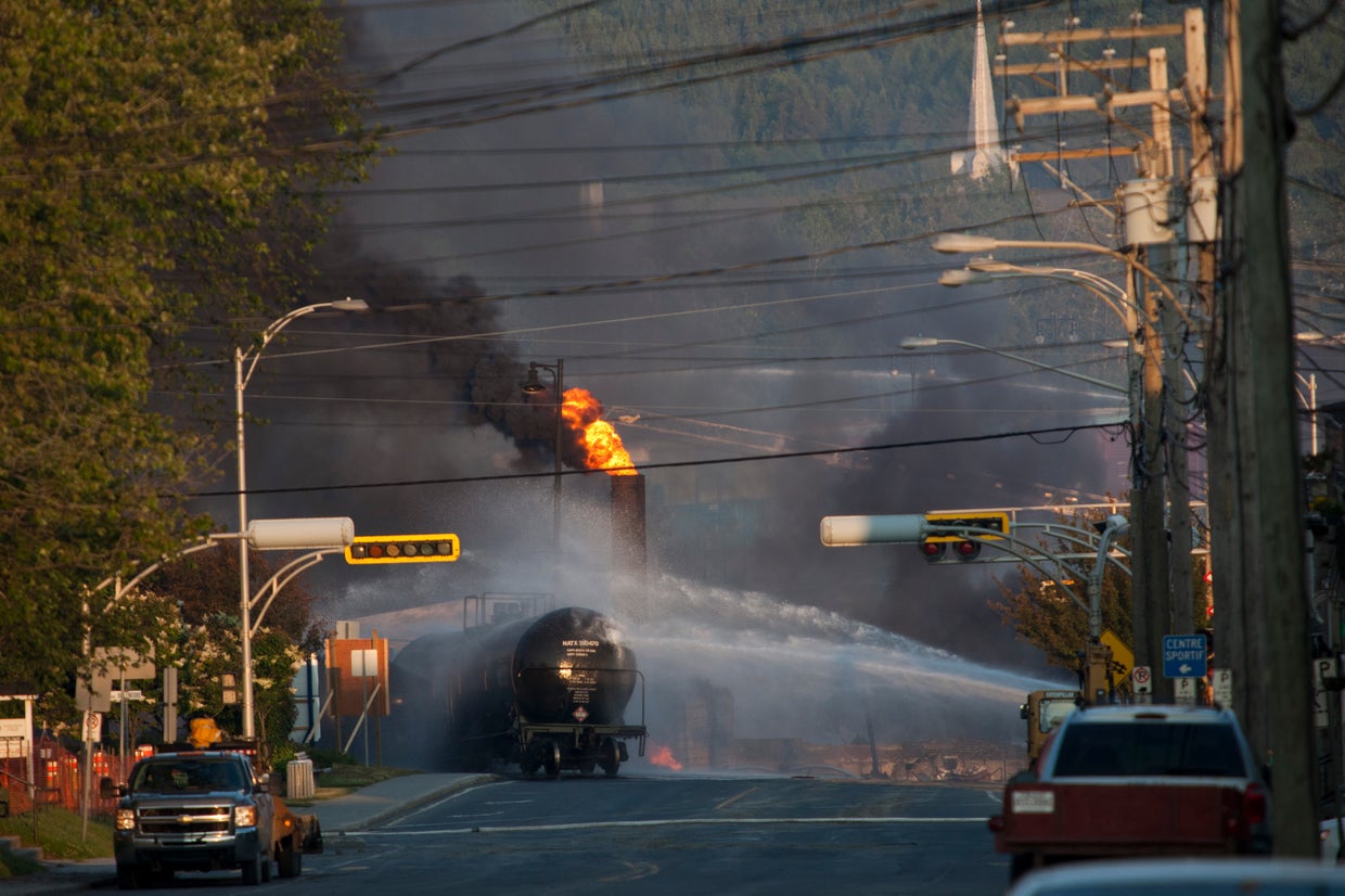 Train crash devastates Quebec town