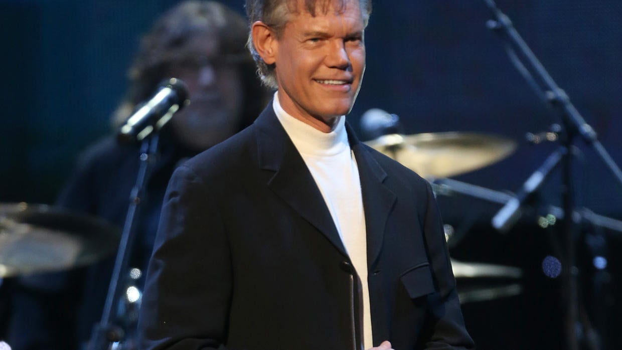 Country star Randy Travis in critical condition at hospital - CBS News
