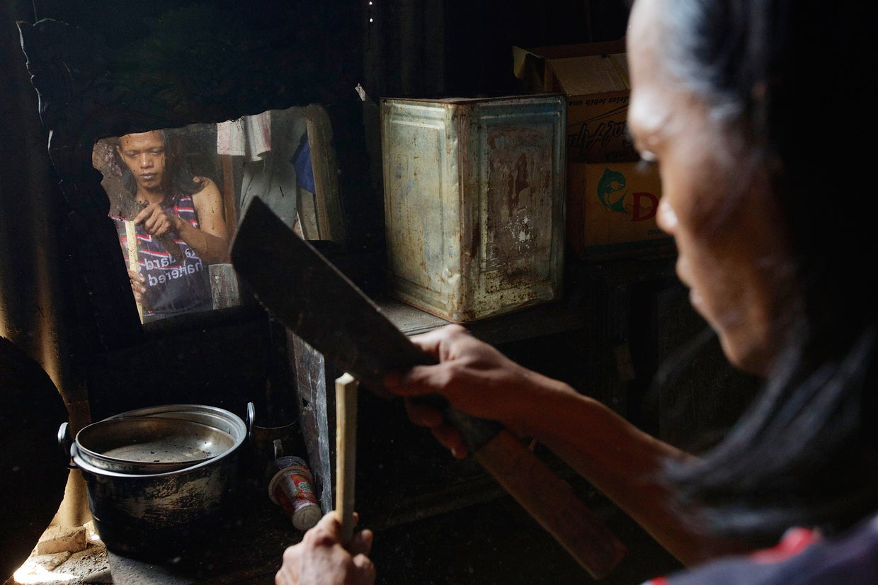 Inside an Indonesian tempeh factory