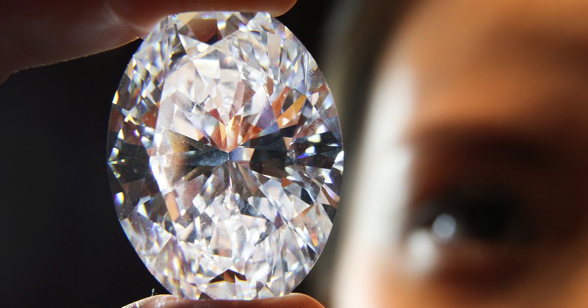 White diamond fetches record $30.6M at Hong Kong auction - CBS News