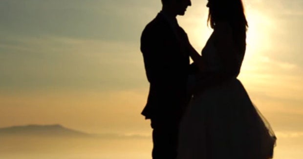 "Insta-love": Couple falls in love via Instagram feeds - CBS News
