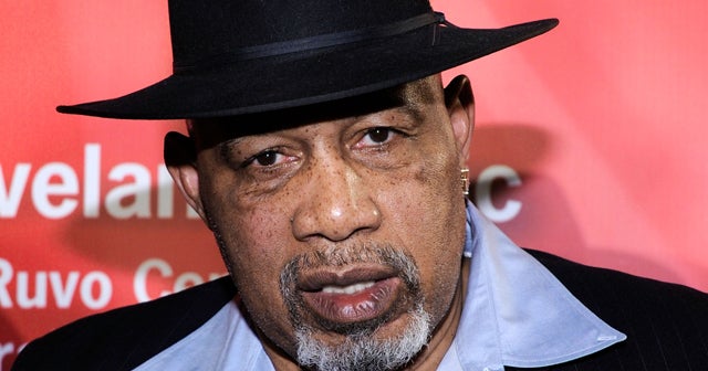 Former heavyweight champion Ken Norton dies - CBS News
