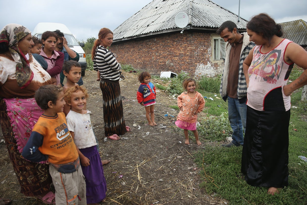 Combating poverty in Roma settlement