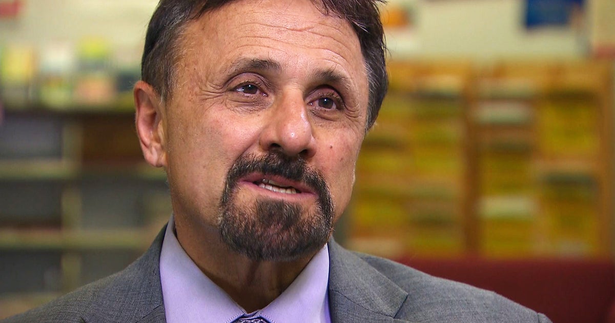 Retiring Columbine principal remembers massacre - CBS News
