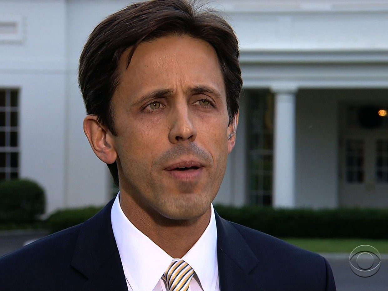 Healthcare.gov plagued by crashes on 1st day - CBS News