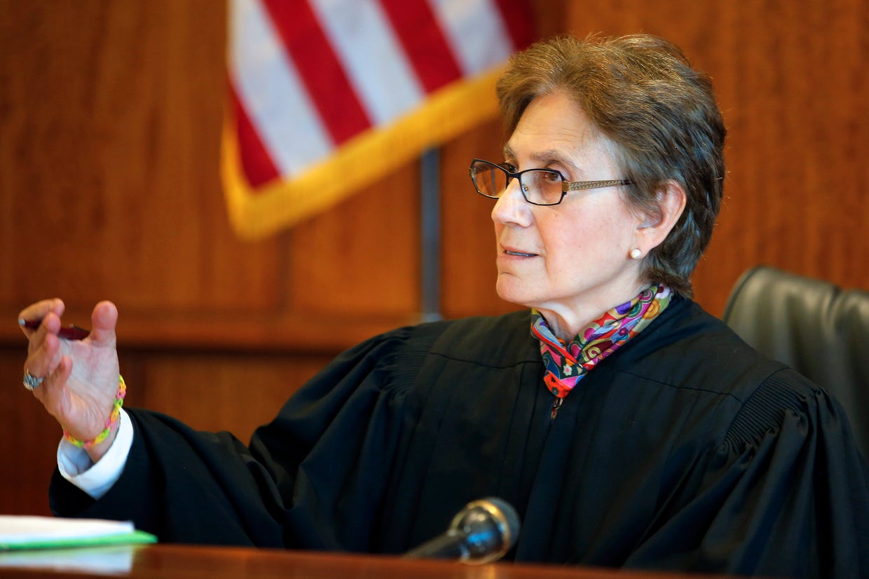 Aaron Hernandez Update: Prosecutors' motion for recusal of judge in ex ...
