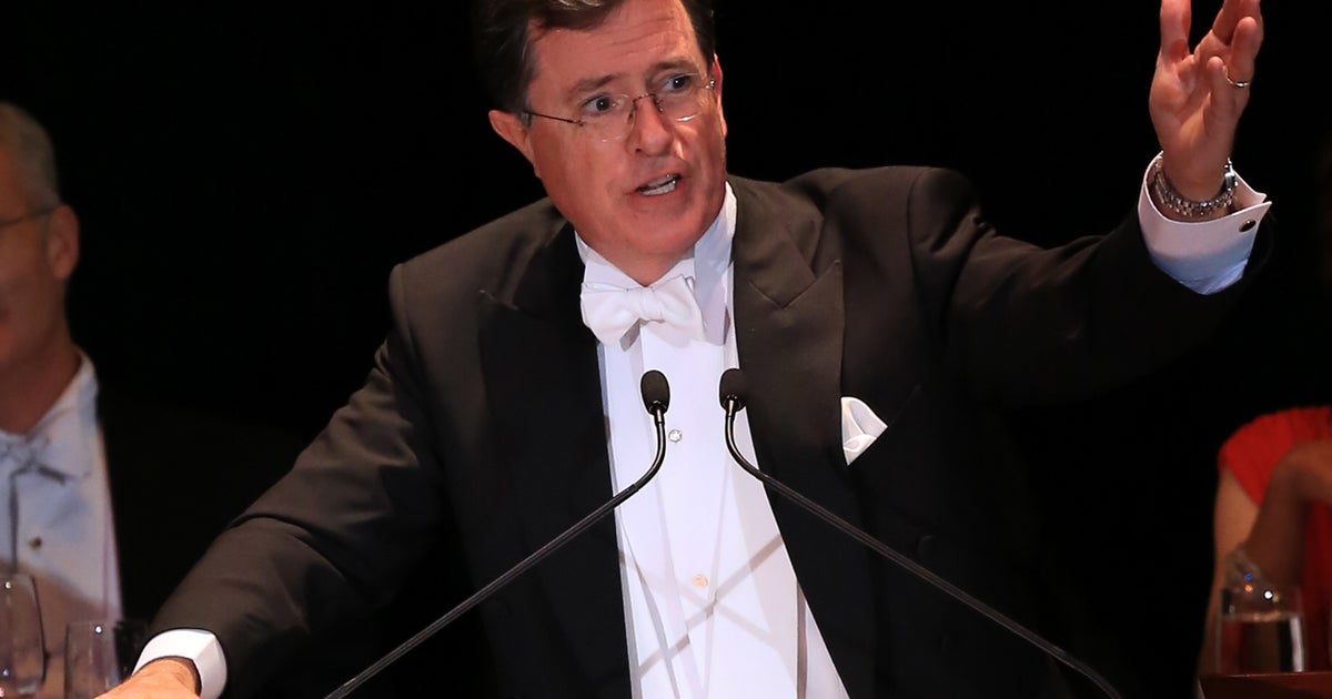 Stephen Colbert pokes fun at Pope Francis during charity gala - CBS News